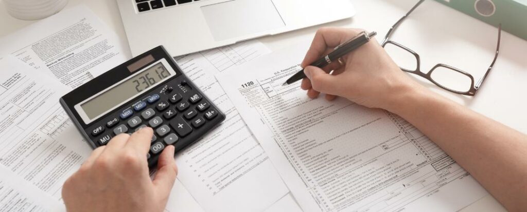 Póliza contable, ¿qué es y para qué se utilizan? - Runa